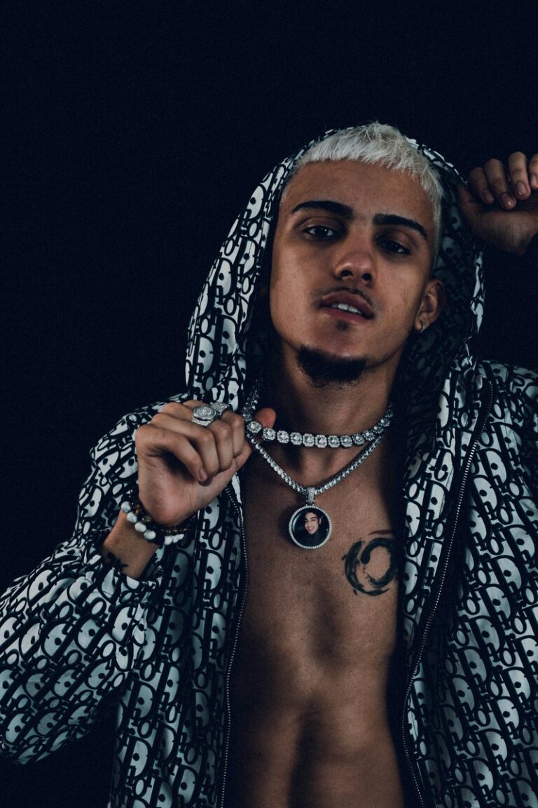 Spotlight Artist: J. Rose - New England Mic Check Radio