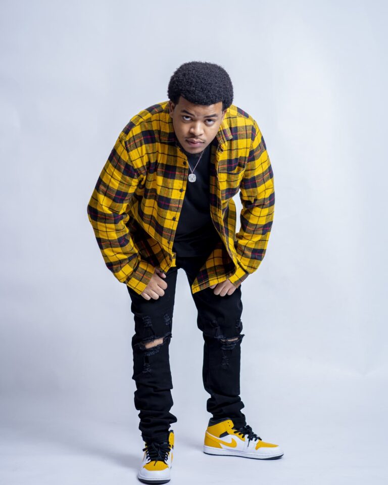 Spotlight Artist: T'Swan - New England Mic Check Radio